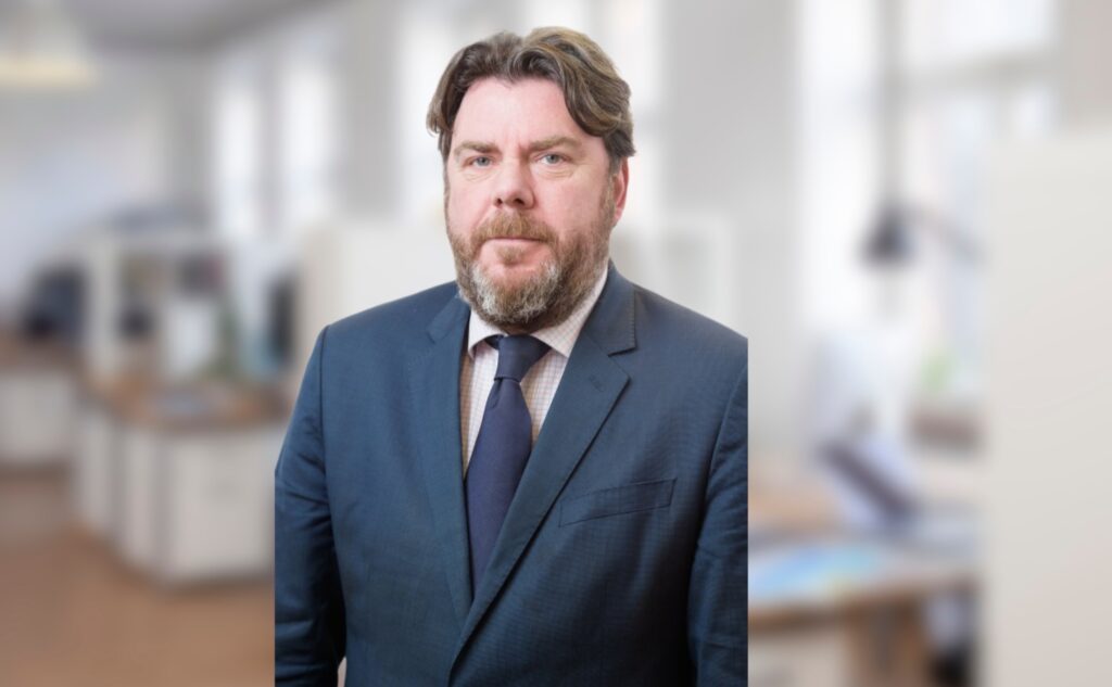 Alun Jones - Rapleys